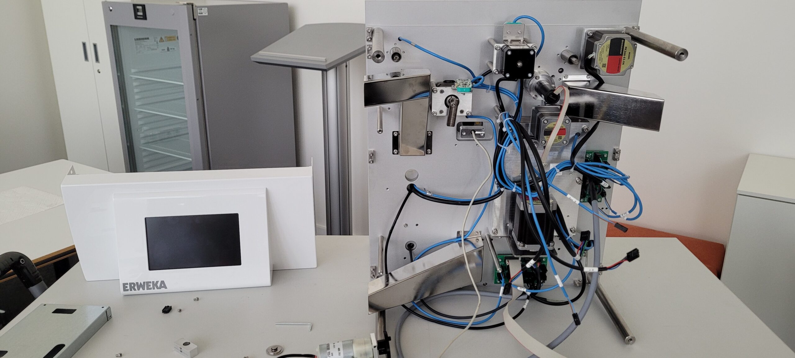 ERWEKA training - LOTRIČ Metrology